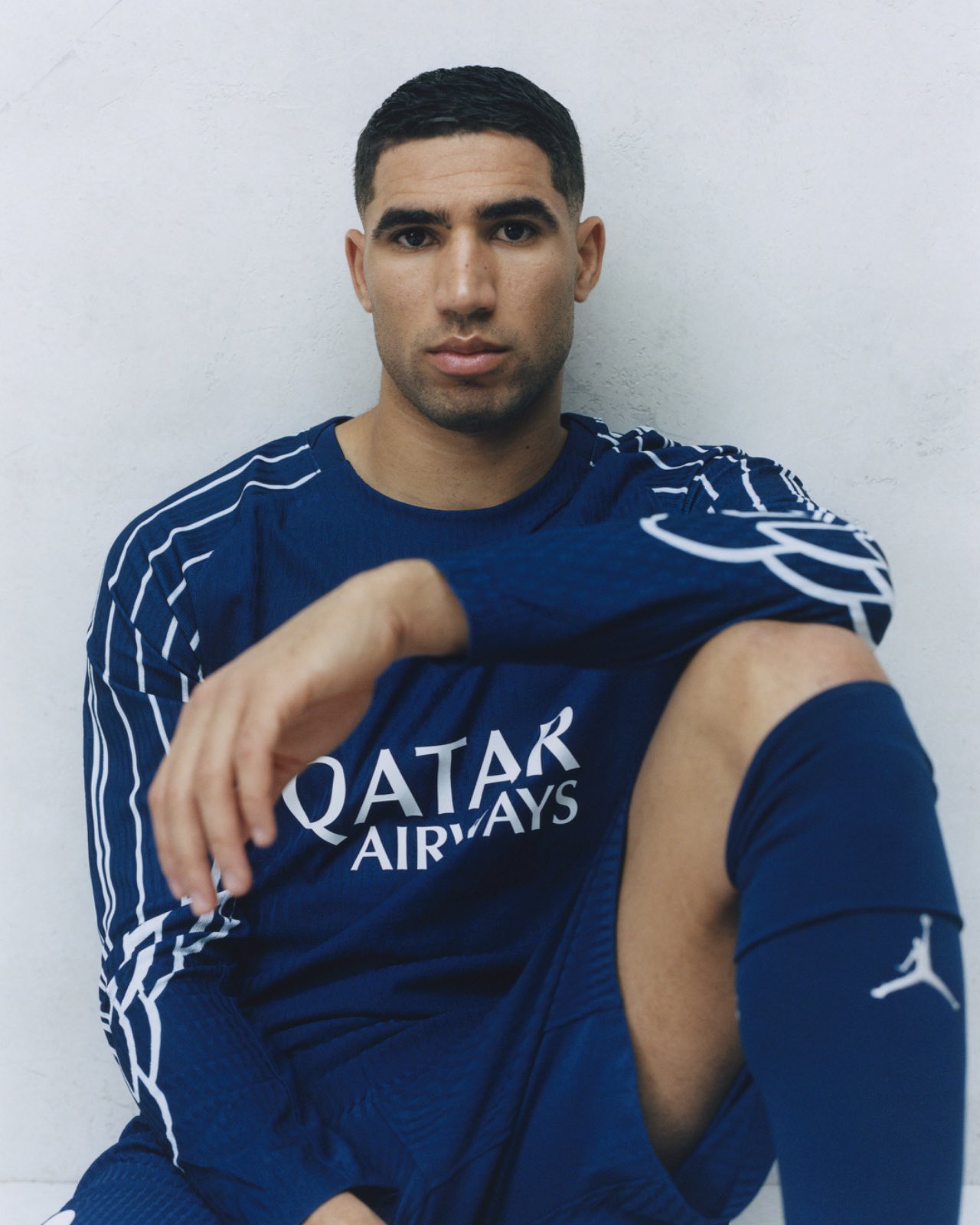 Paris Saint-Germain 24/25 Jordan Fourth Kit - Football Shirt Culture ...