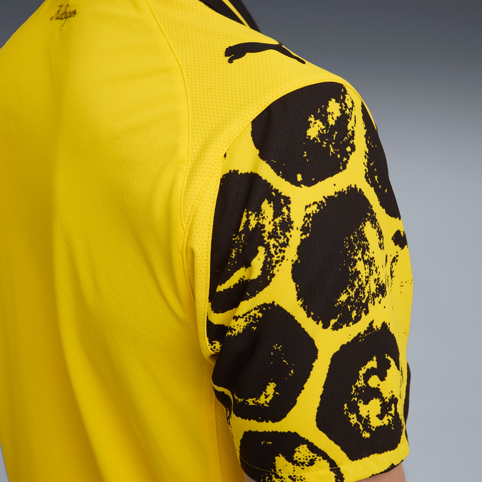 Borussia Dortmund 2025 Puma X Kidsuper CWC Jersey - Football Shirt ...