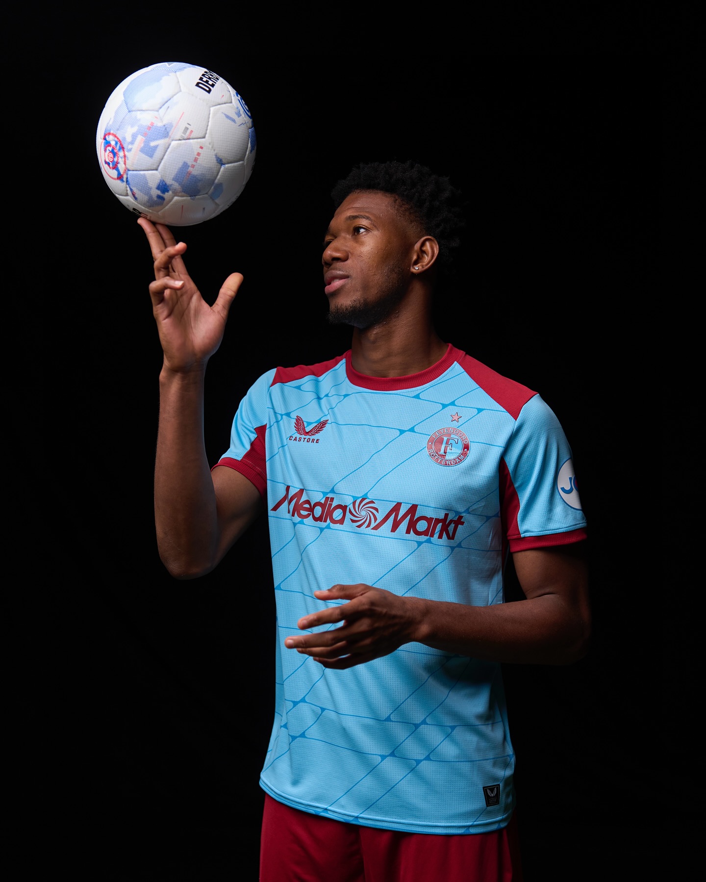 Feyenoord 25/26 Castore Third Kit - Football Shirt Culture - Latest ...