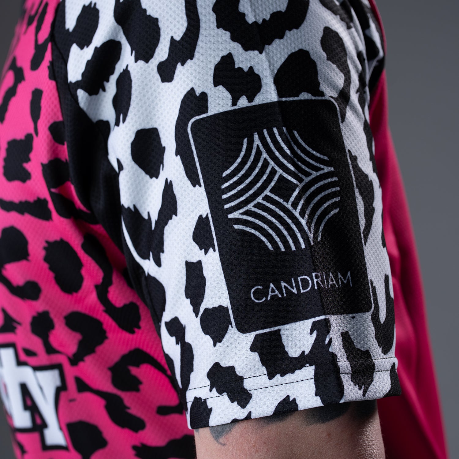 Forest Green Rovers 25/26 Reflo Away Kit - Football Shirt Culture ...