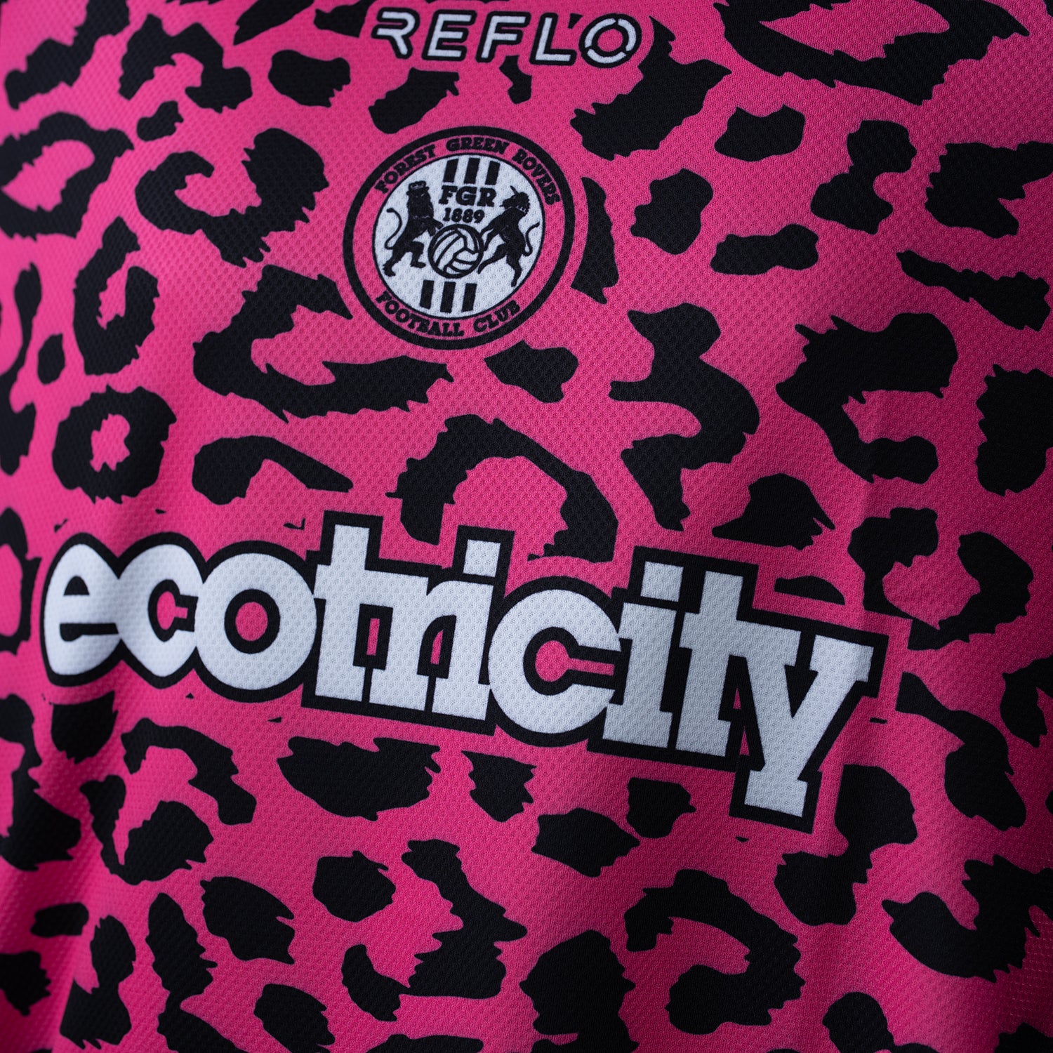 Forest Green Rovers 25/26 Reflo Away Kit - Football Shirt Culture ...