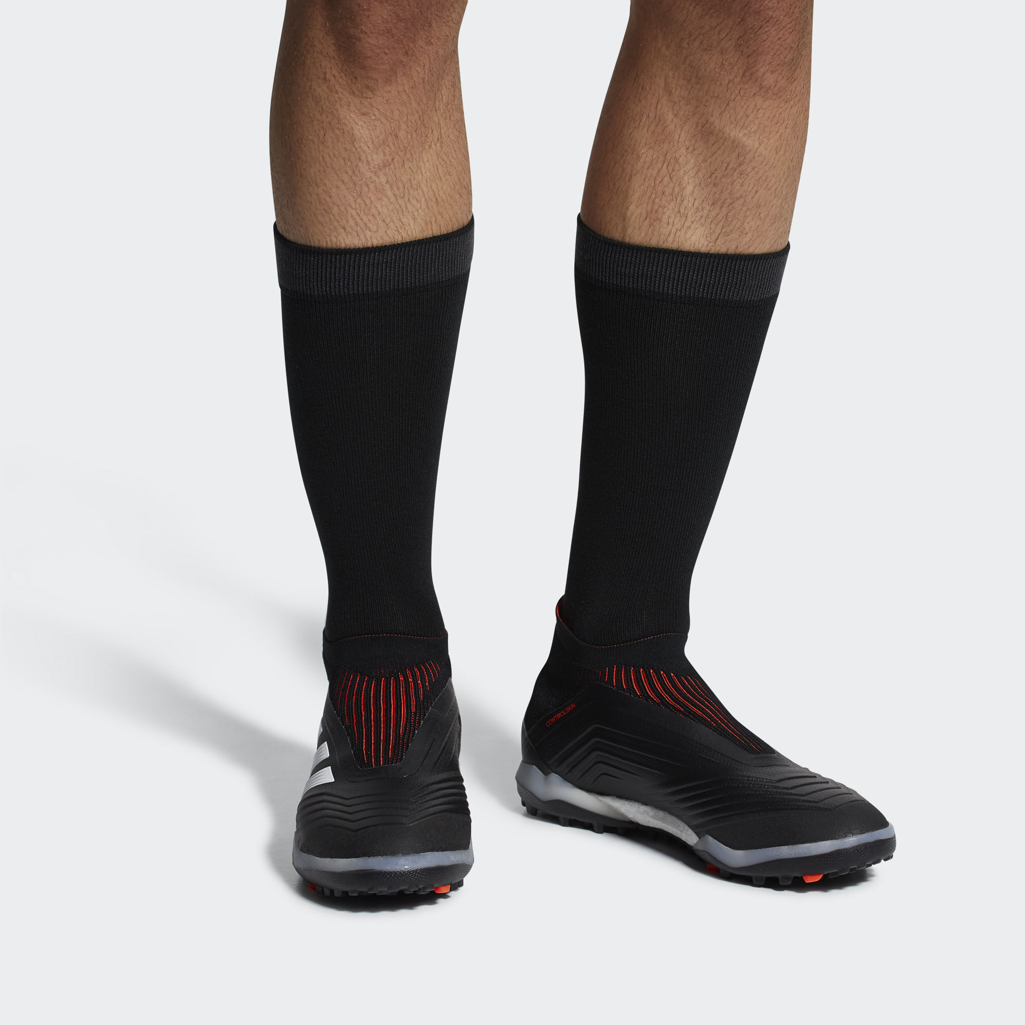 Adidas Predator Tango 18+ TF - Core Black / Ftwr White / Solar Red