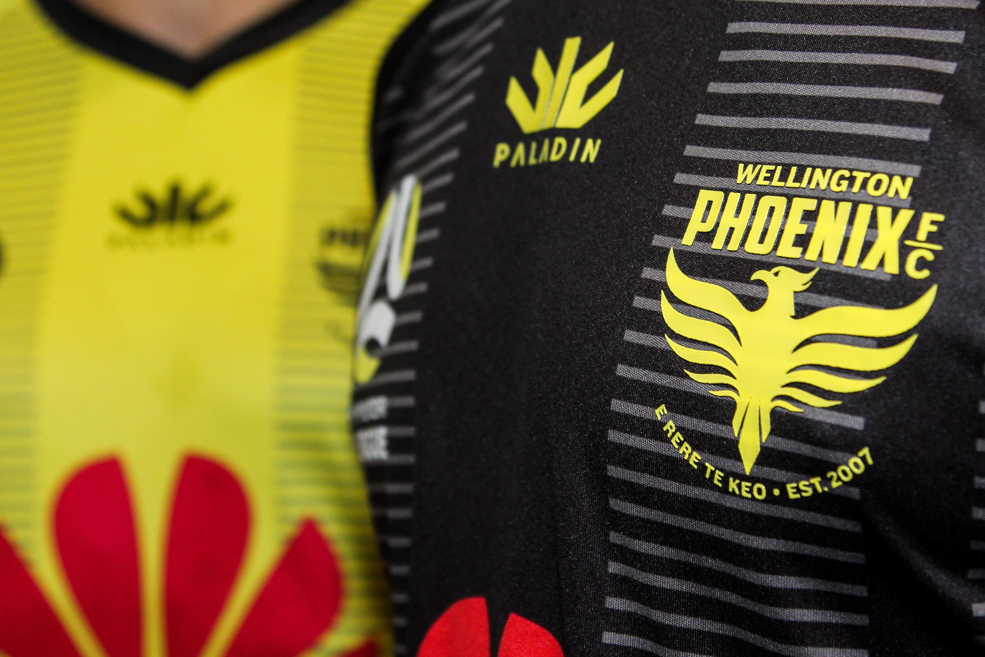 Wellington Phoenix 2019-20 Paladin Sports Away Kit - Football Shirt ...