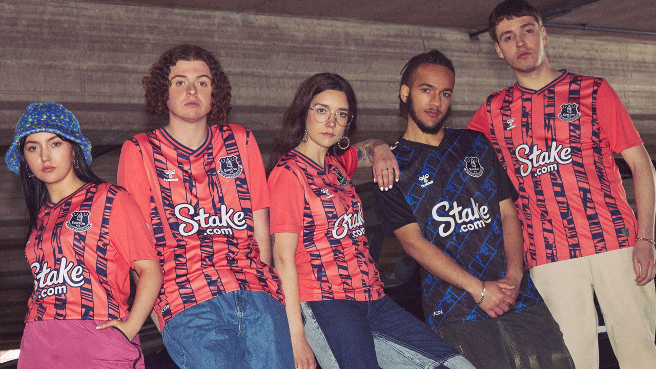 Everton 23-24 Away Shirt Video - Football Shirt Culture - Latest ...